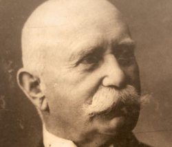 СУМАСШЕДШИЙ ГРАФ И ЕГО ИГРУШКИ